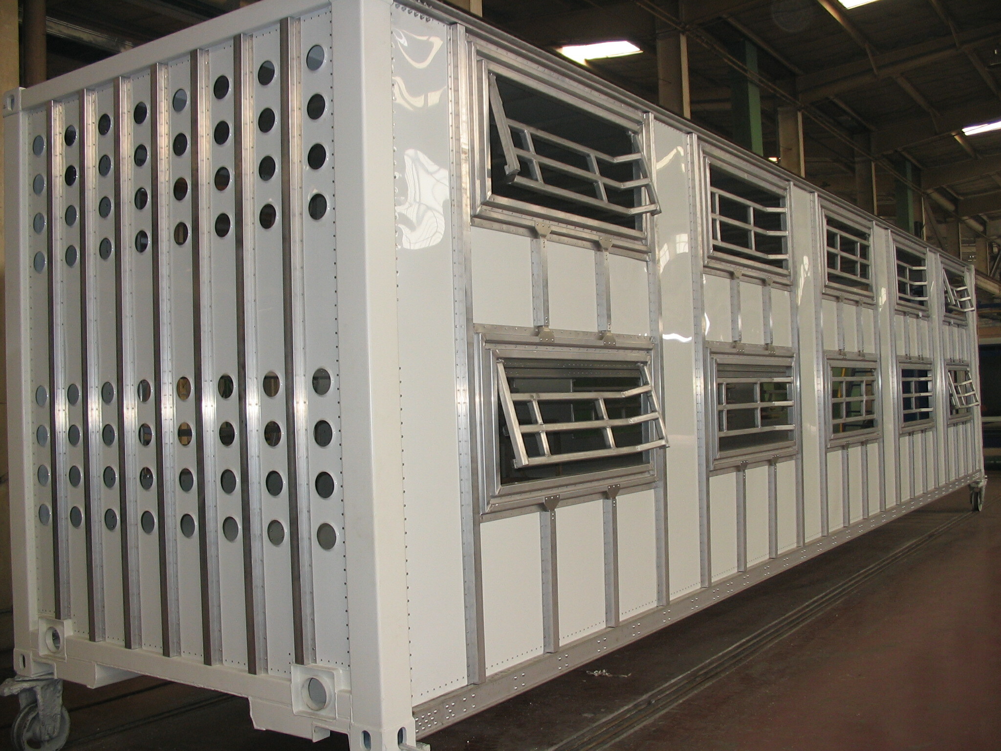 Specialized Containers - QUALITY TECHNICAL SERVICES SHANGHAI ZHANG YANG